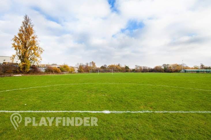 Hire 5 a side & 11 a side Football Pitches in London | Playfinder